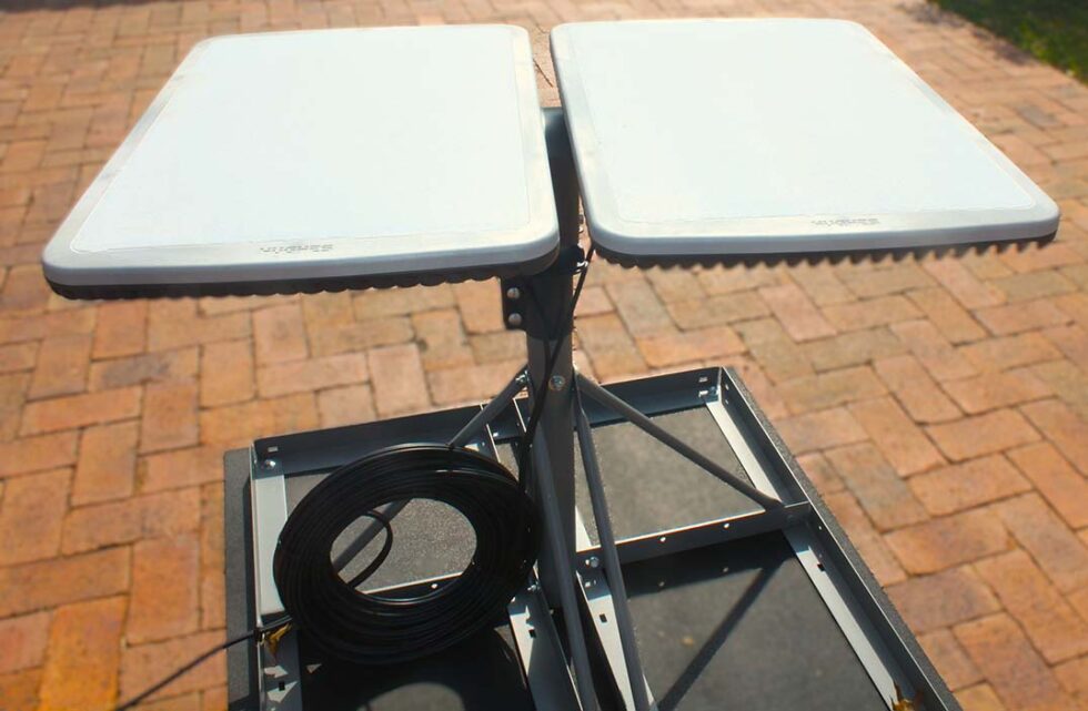 Q-KON unveils OneWeb Twoobii-LEO flat-panel terminals - Channelwise